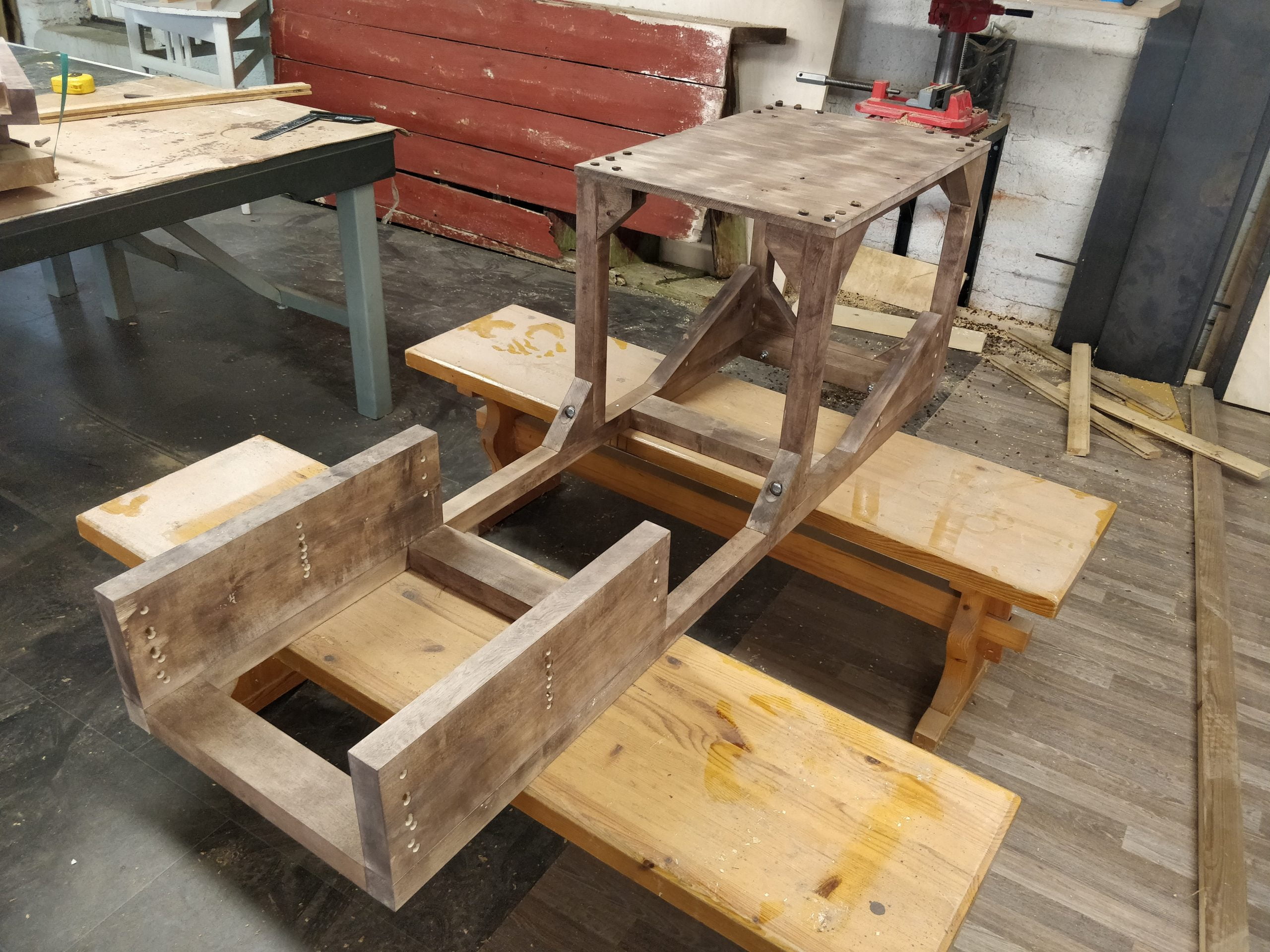 Taitavat puutyöt - LEV Wood Design